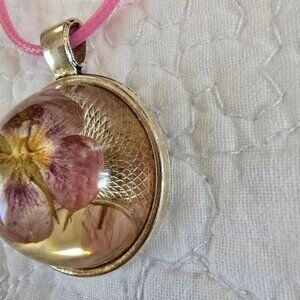 CeCe Flower Fields | Jewelry | Bohemian Necklace Pressed Pink Lavender ...